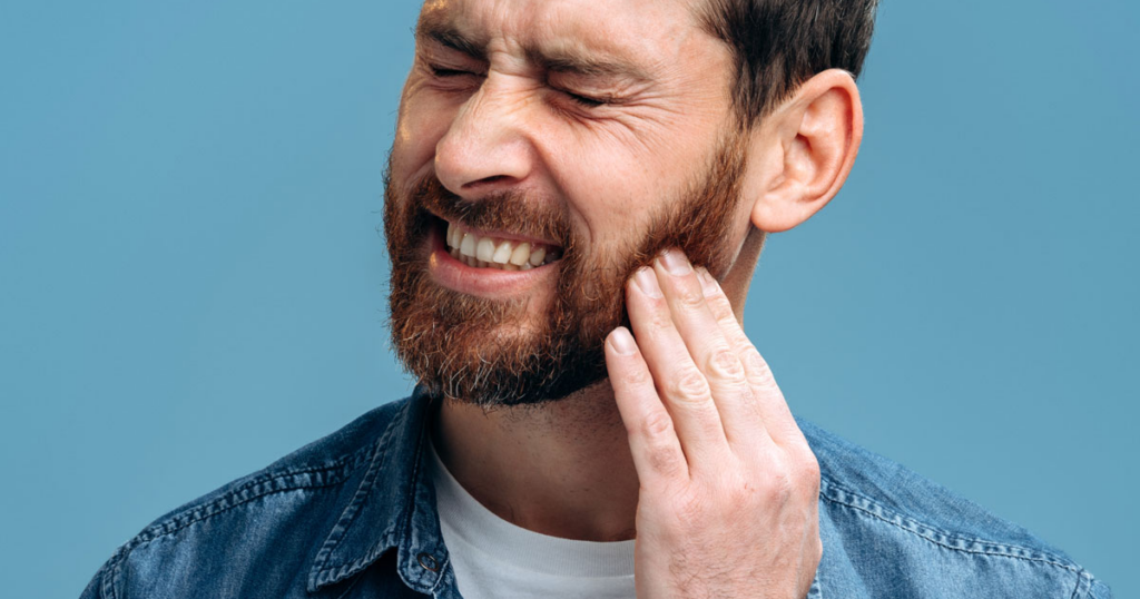 Best Tips to Handle Pain Post Tooth Extraction